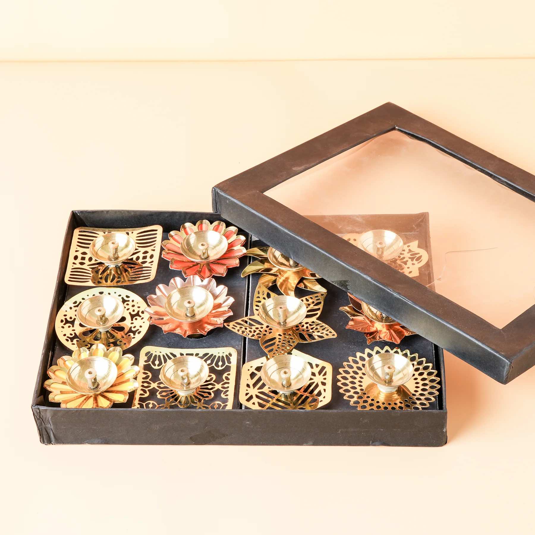 Ujjwala Set of 12 Diyas – Samskara Home